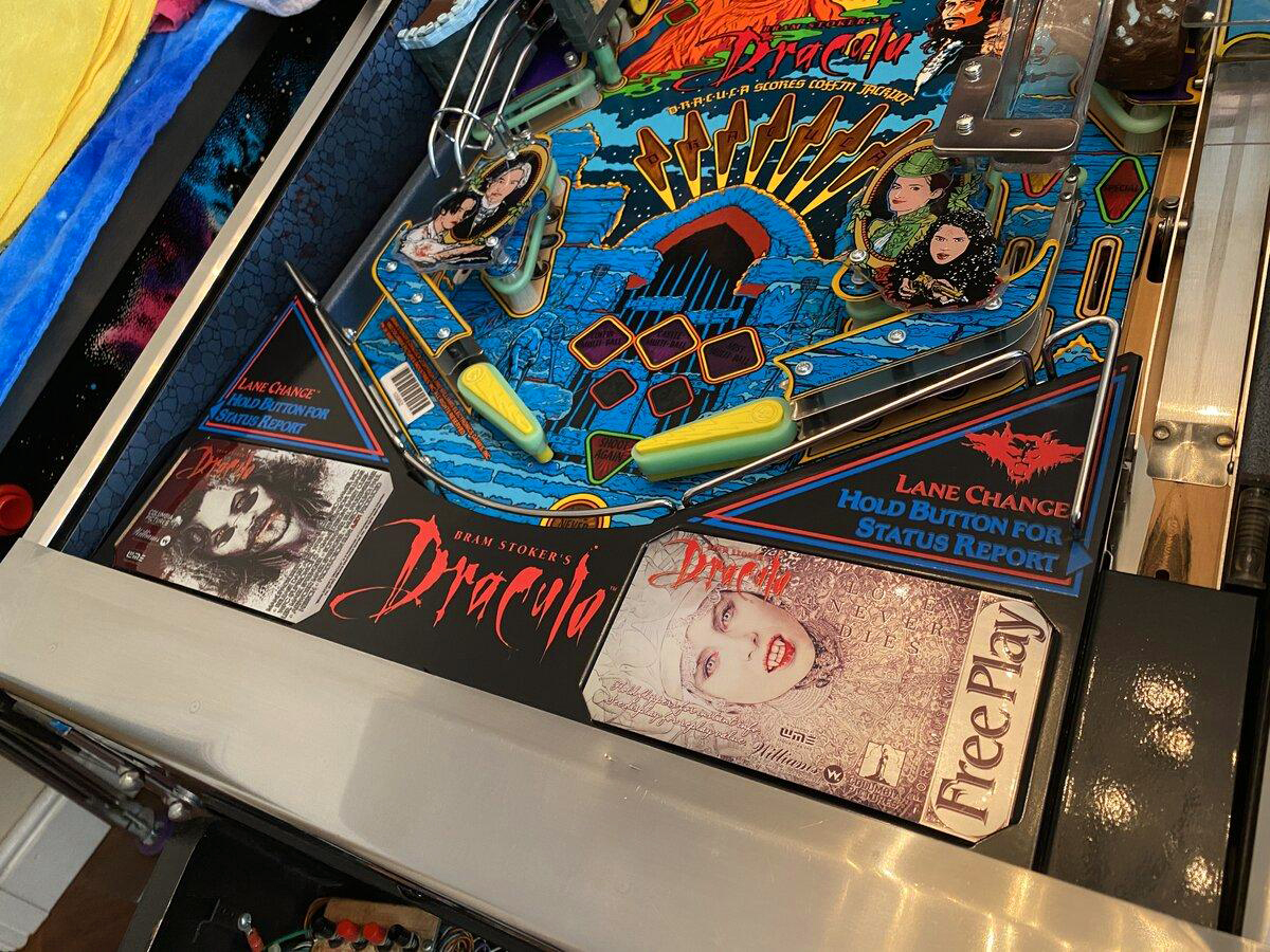 "Bram Stoker´s Dracula Custom Pinball Cards" (WILLIAMS). Designed by ...