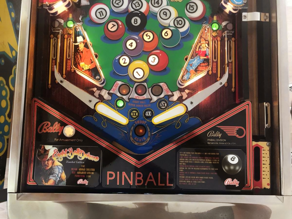 "EIGHT BALL DELUXE PINBALL APRONS" (BALLY) restored by Zona Arcade ...