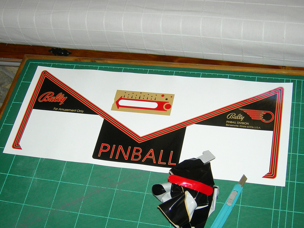 "EIGHT BALL DELUXE PINBALL APRONS" (BALLY) restored by Zona Arcade ...