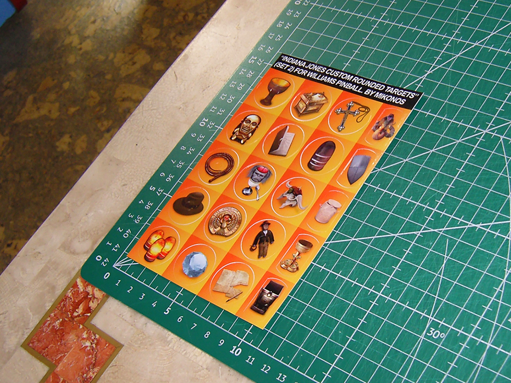 "Indiana Jones Pinball Custom Rounded Targets" (WILLIAMS) printed on ...