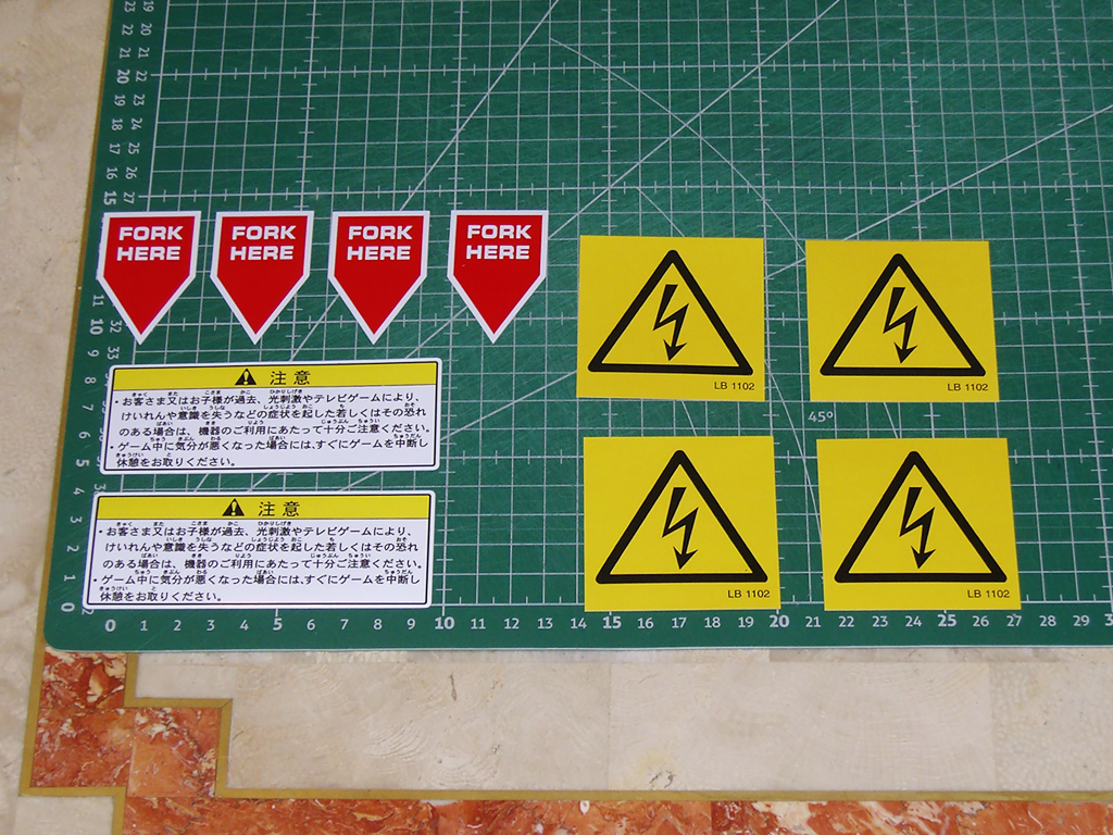 "Naomi Universal Cabinet Side Arts NOA-1008 and NOA-1013, ¥100 Insert ...