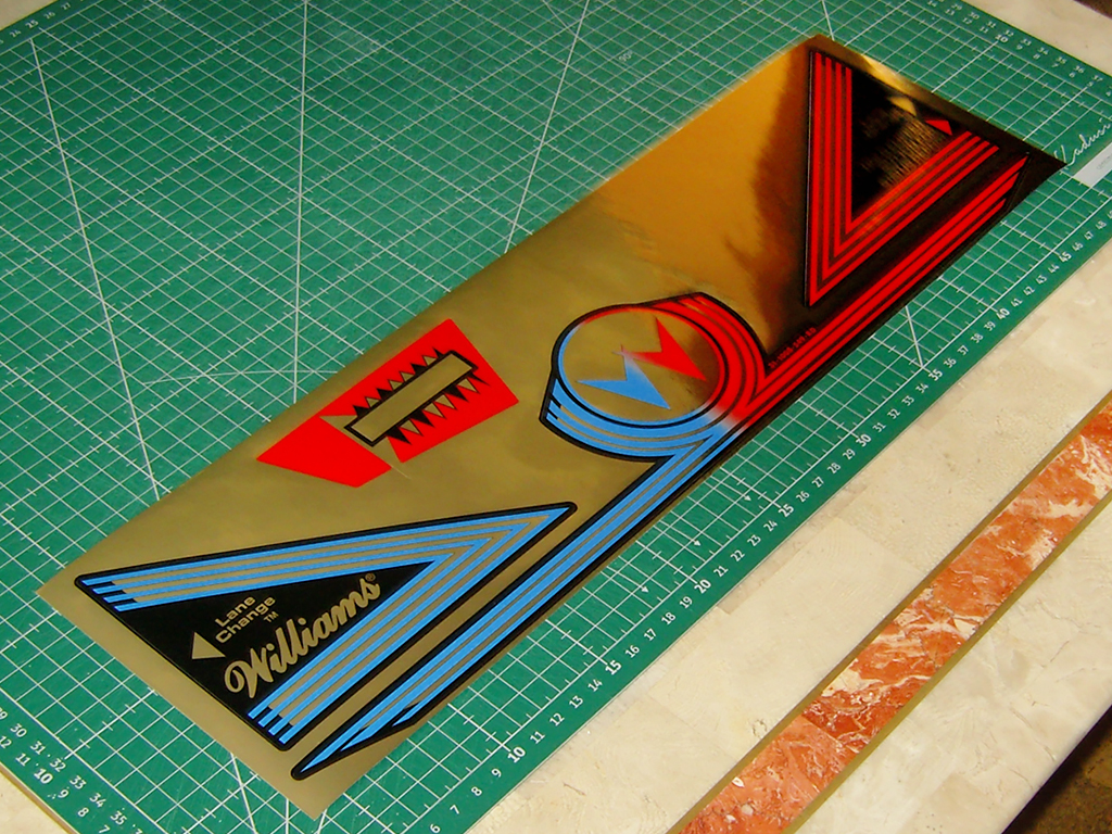 "Pinbot Pinball Custom Aprons" (WILLIAMS) printed in gold chrome vinyl ...