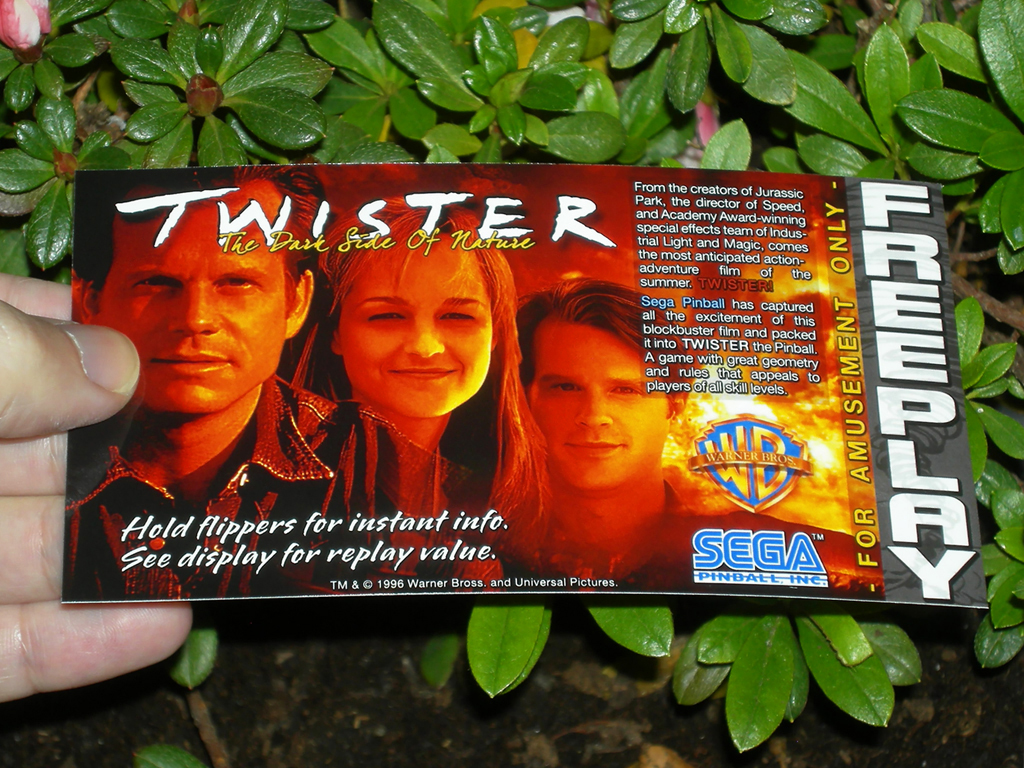 "Twister Custom Pinball Cards" (SEGA). Designed by Zona Arcade and Mikonos