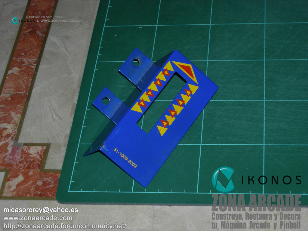 "MOUSIN´AROUND! COMPLETE PINBALL APRON ART SET” (BALLY). Restoration by ...